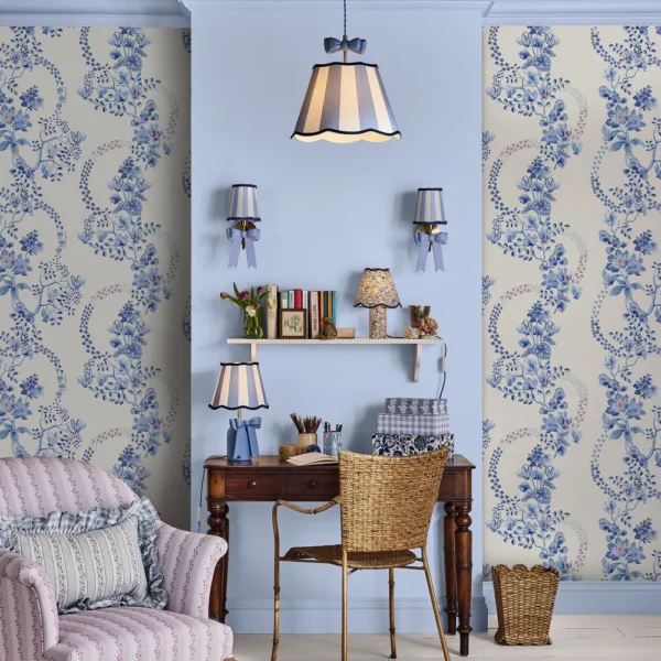 Road Floral Blue & White - Wallpaper Emporium